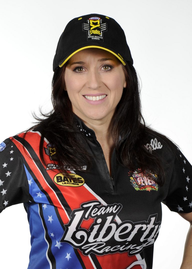 Angelle Sampey Aiming for Strong Start at Gatornationals – Drag Bike News