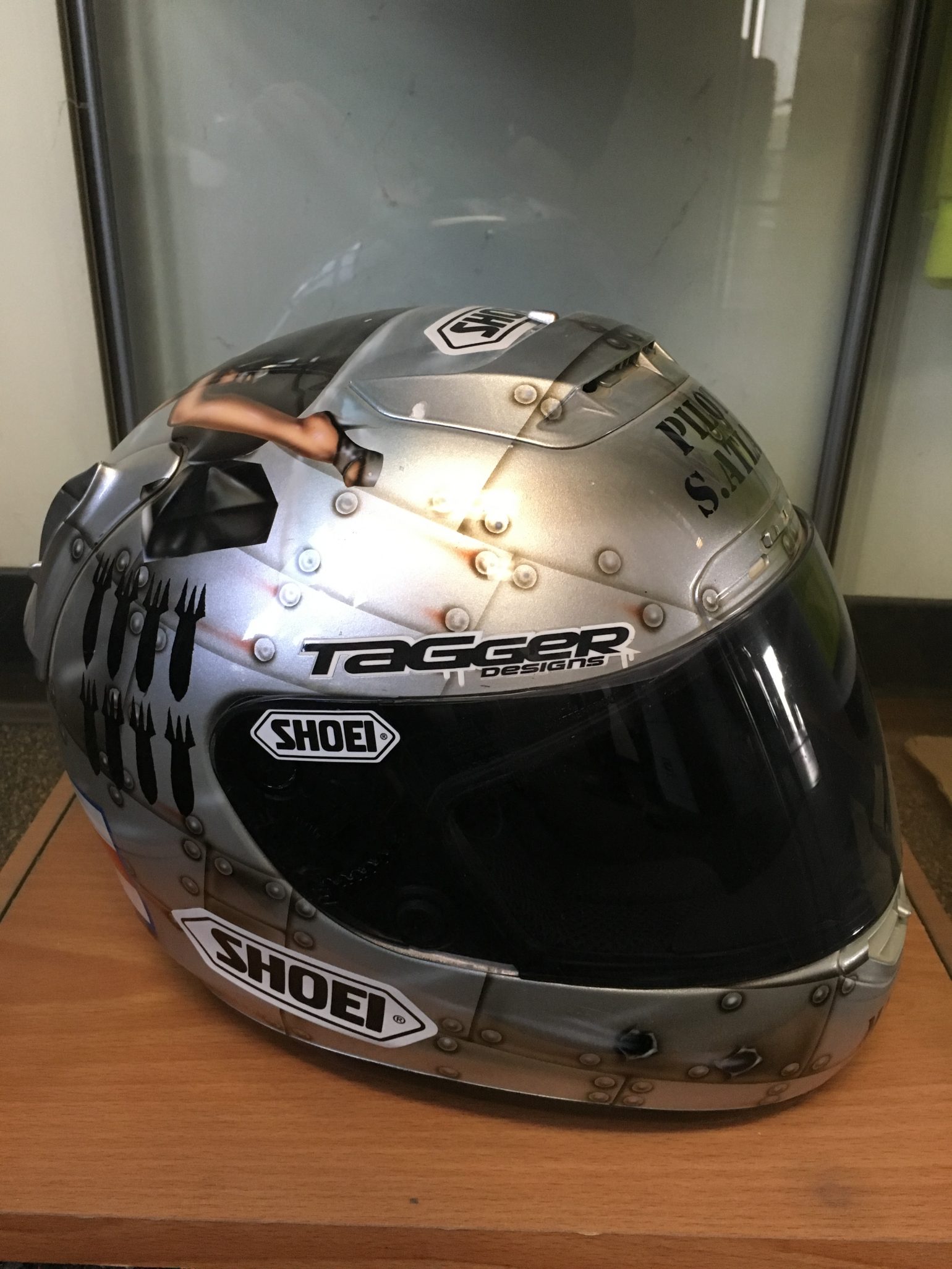 Discounts Offered to Cycledrag.com Followers on Amazing Helmet Painting ...
