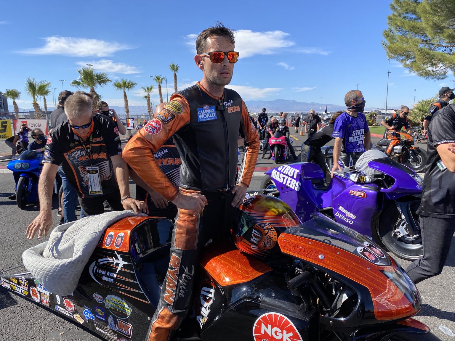NHRA Pro Stock Motorcycle Behind the Scenes – Drag Bike News