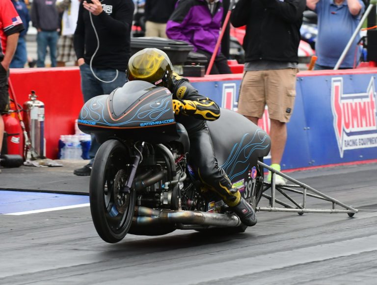 Eric McKinney Tops PDRA Qualifying in Norwalk – Drag Bike News