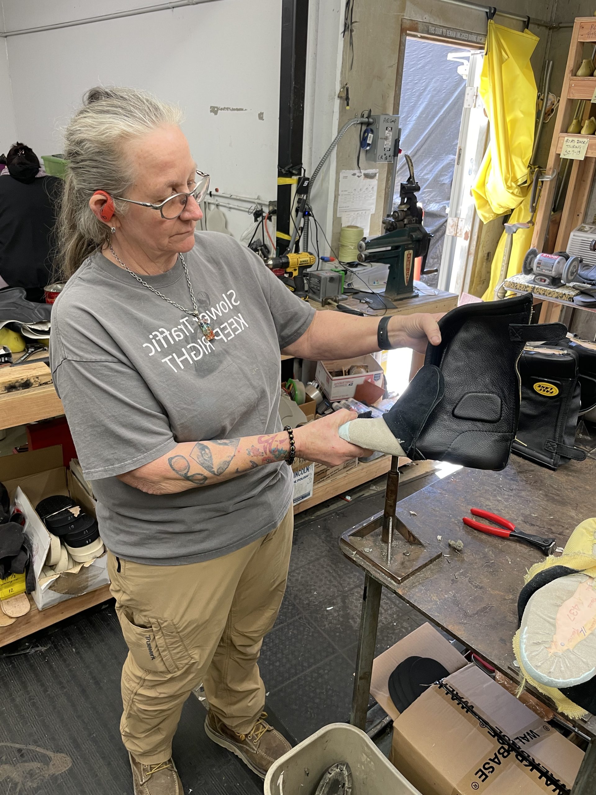 Bates Leathers Hall of Fame Showroom and New Nitro Harley Boots – Drag ...