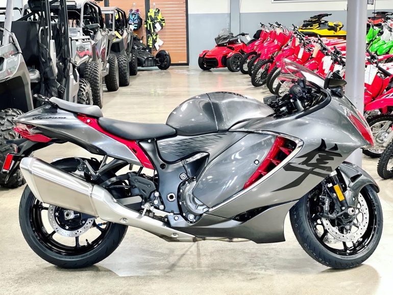 Color Choices for the 2023 Suzuki Hayabusa – Drag Bike News