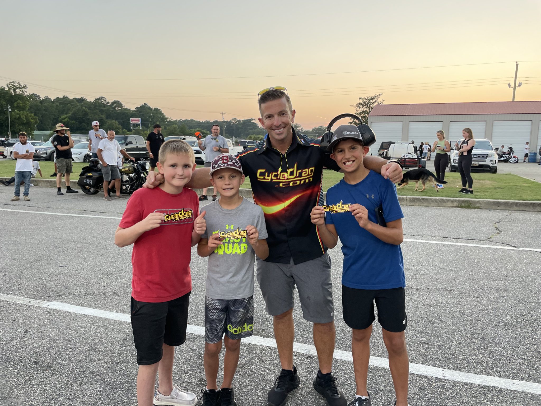 How “HoneyBun” Won The Bagger Race at the Darlington Night of Fire ...