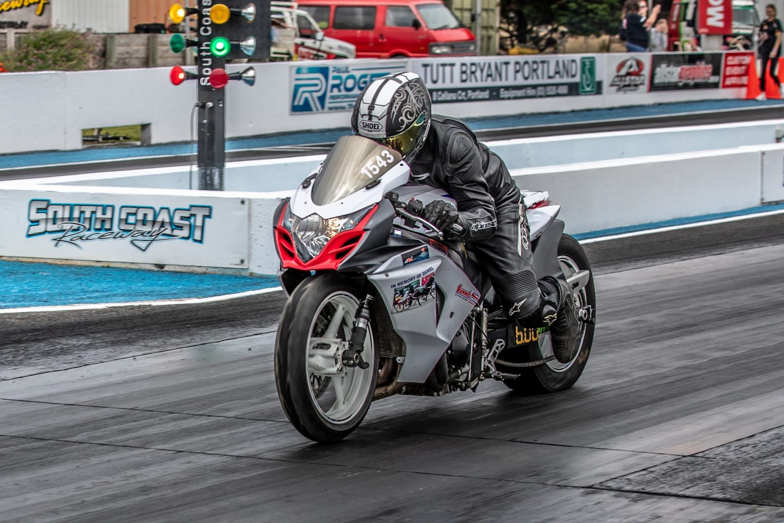 Australian Motorcycle Racers Shine on the South Coast – Drag Bike News