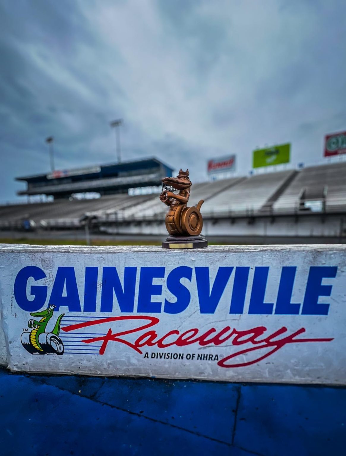 New “Golden Gator” Gatornationals Trophy Revealed – Drag Bike News