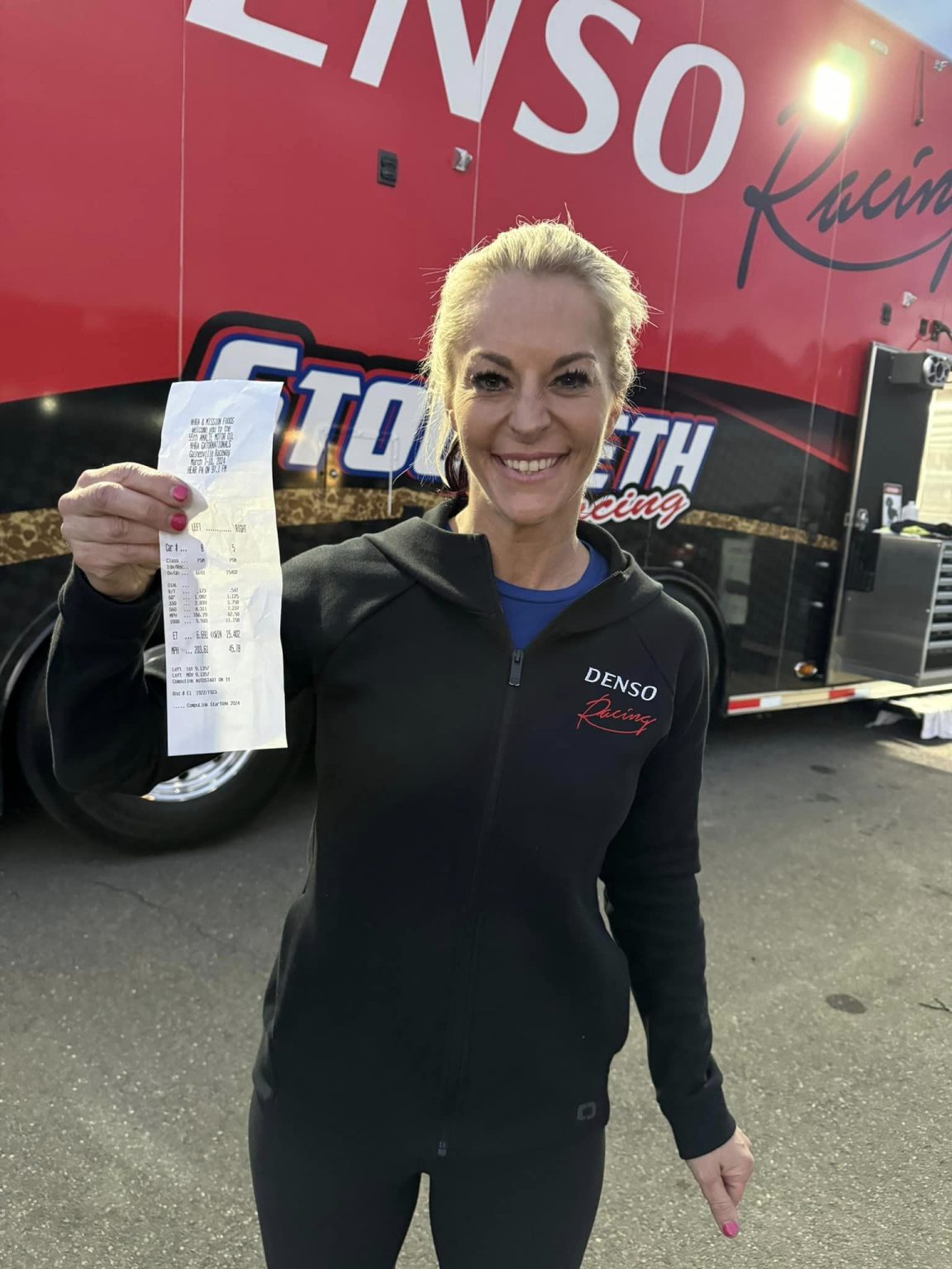 From a Hospital Bed to Career Best, Angie Smith Explains Comeback ...