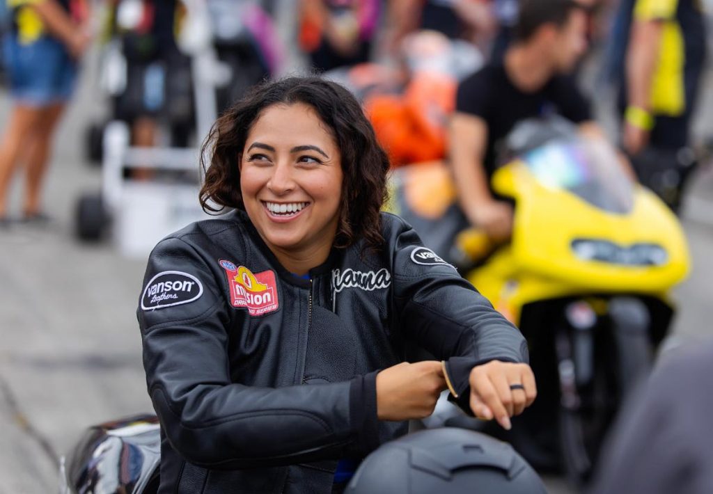 Scappers Sisters Welcome Travis Shumake to the Team in Vegas – Drag ...