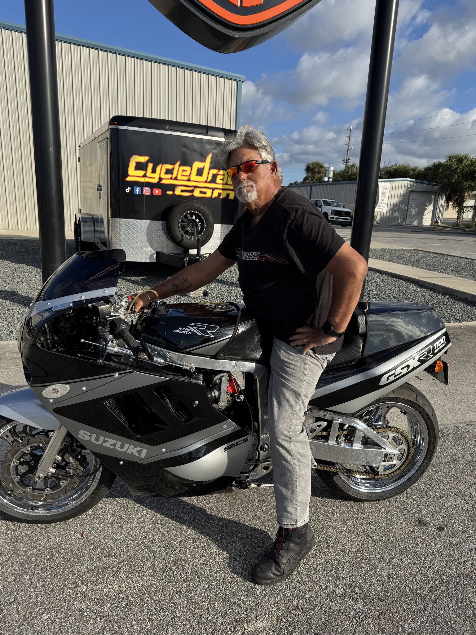 He Put a Suzuki Bandit Engine in a 1989 GSXR 1100 – Drag Bike News